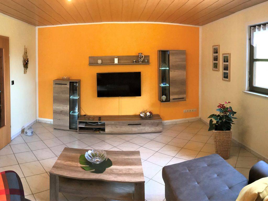 84 M² Ferienwohnung ∙ 1 Schlafzimmer ∙ 2 Gäste - Oybin