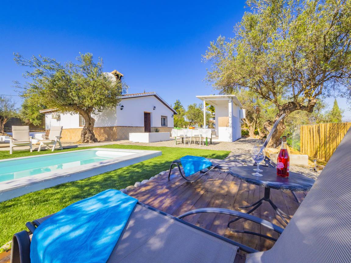 95 M² Casa Rural ∙ 2 Habitaciones ∙ 6 Huéspedes - Andalucía