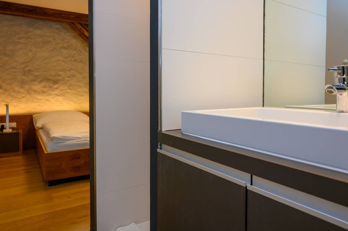 18 M² Hotel ∙ 1 Habitación ∙ 1 Huésped - Enns