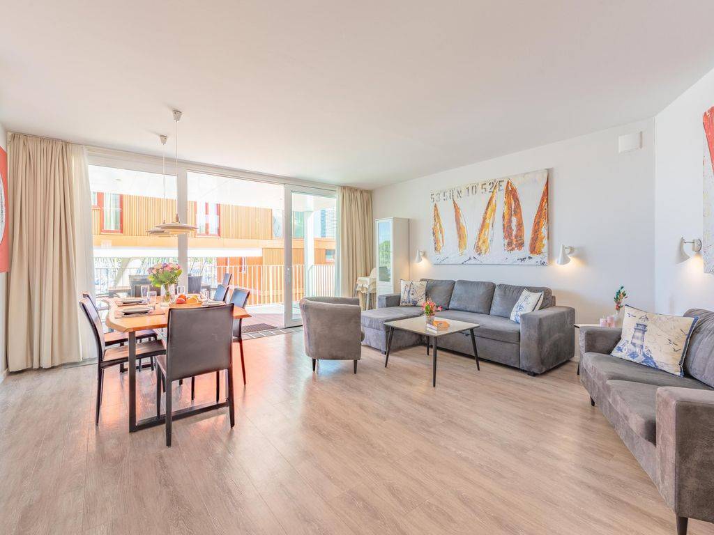 82 M² Ferienwohnung ∙ 2 Schlafzimmer ∙ 6 Gäste - Travemünde