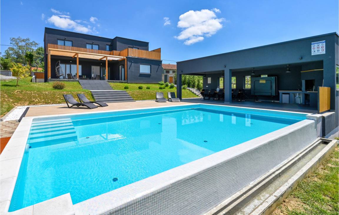 170 M² Dom ∙ 3 Sypialnie ∙ 8 Gości - Ivanić Grad