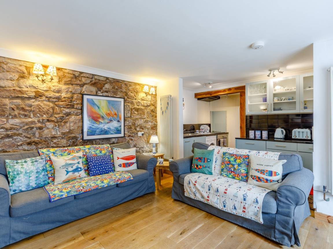 Cottage ∙ 2 Bedrooms ∙ 4 Guests - Seahouses