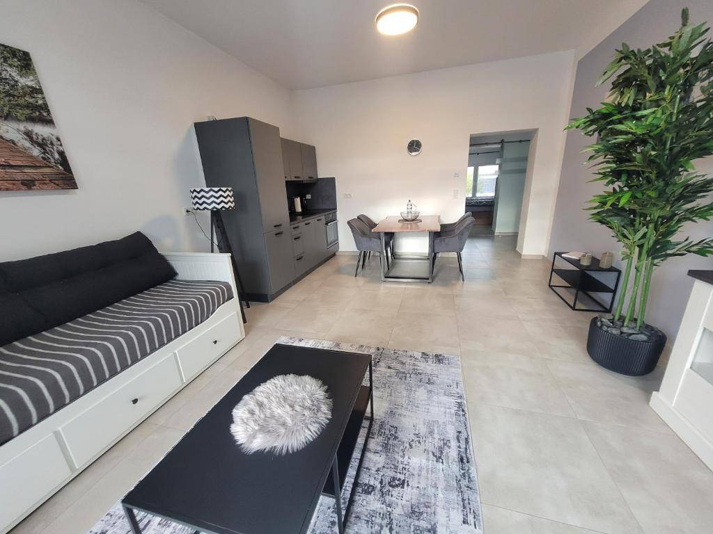 75 M² Apartment ∙ 1 Bedroom ∙ 4 Guests - Feldberger Seenlandschaft