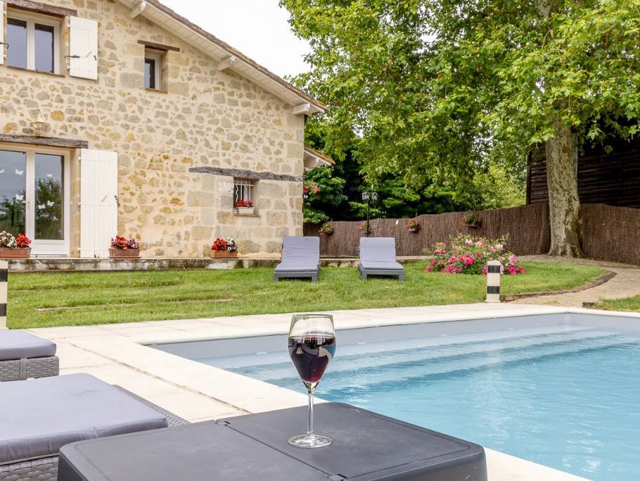 250 M² Gîte ∙ 5 Chambres ∙ 5 Personnes - Lot-et-Garonne