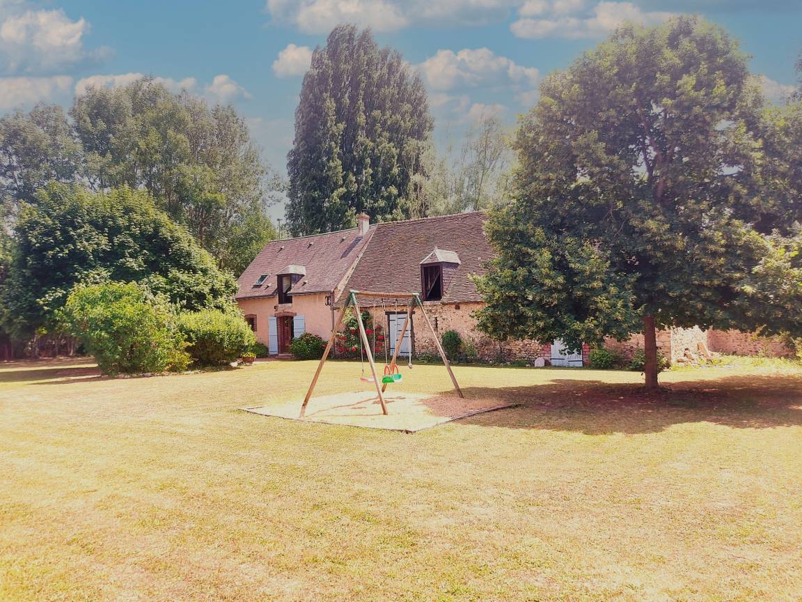 75 M² Cottage ∙ 2 Chambres ∙ 4 Personnes - ibis budget Chateaudun