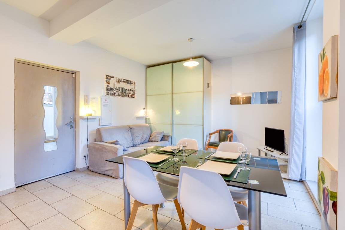 39 M² Apartamento ∙ 1 Habitación ∙ 4 Huéspedes - Béziers