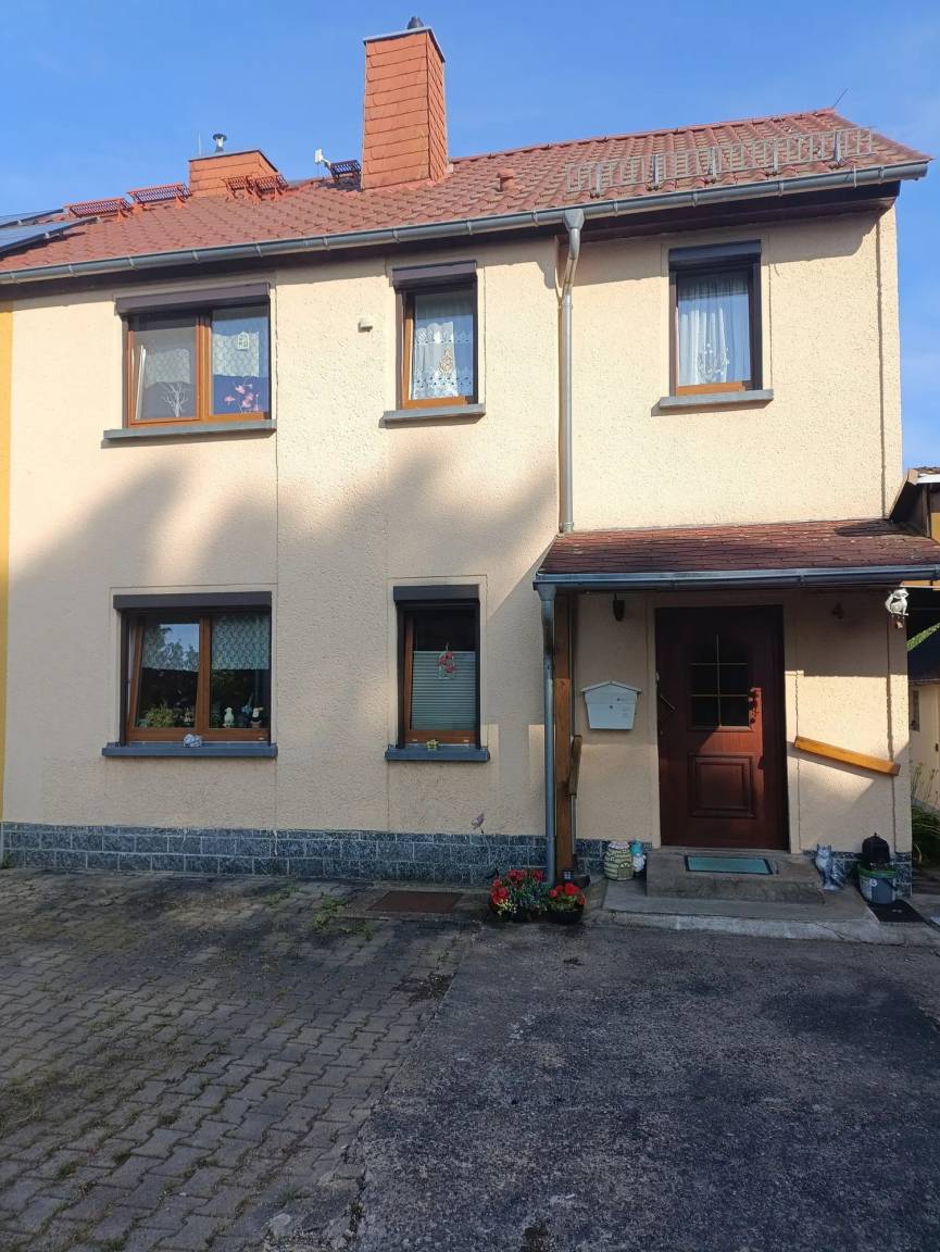 70 M² Ferienwohnung ∙ 2 Schlafzimmer ∙ 4 Gäste - Mittweida