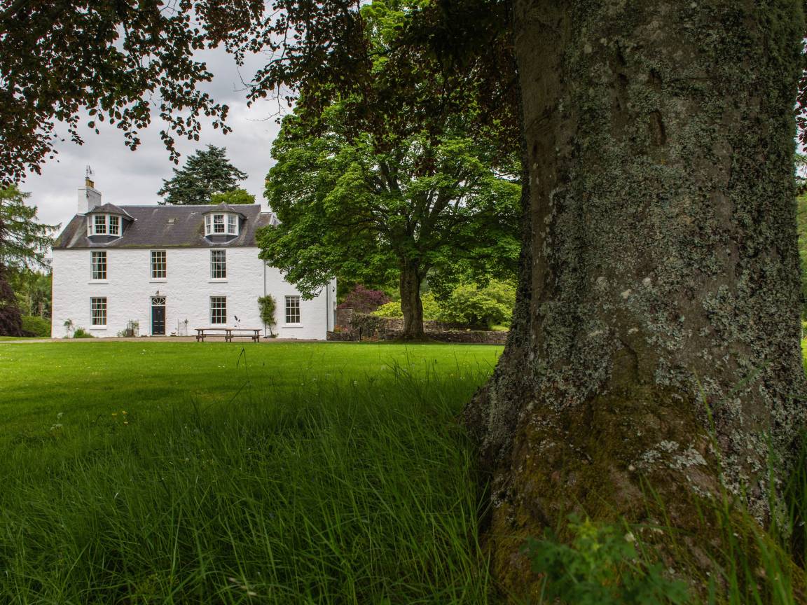 Cottage ∙ 10 Bedrooms ∙ 20 Guests - Aberdeenshire