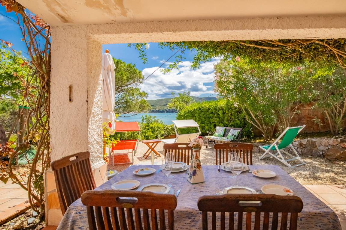 100 M² Villa ∙ 2 Schlafzimmer ∙ 4 Gäste - Marina di Campo