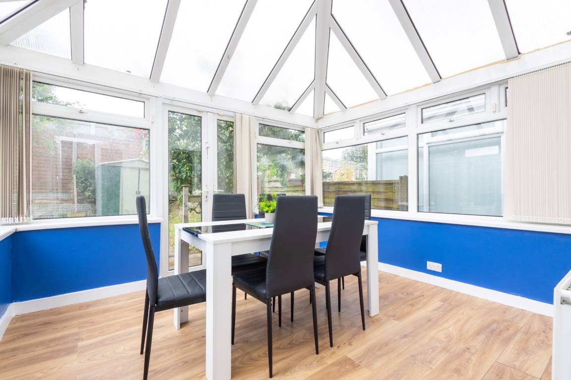 90 M² House ∙ 3 Bedrooms ∙ 6 Guests - Colton - Leeds