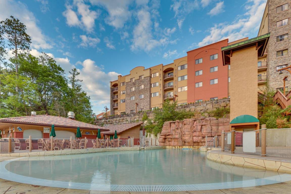 116 M² Apartamento ∙ 2 Habitaciones ∙ 8 Huéspedes - Wisconsin Dells, WI