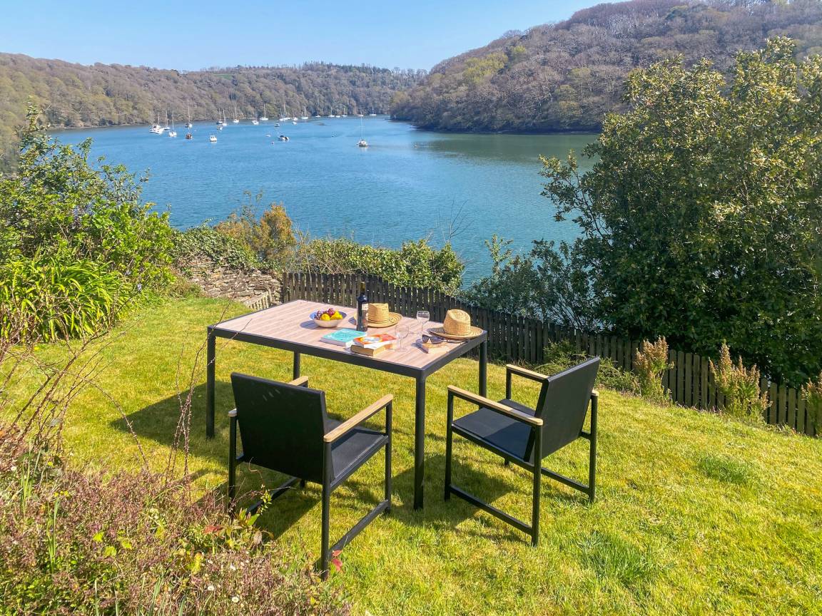 Cottage ∙ 3 Bedrooms ∙ 6 Guests - Portscatho