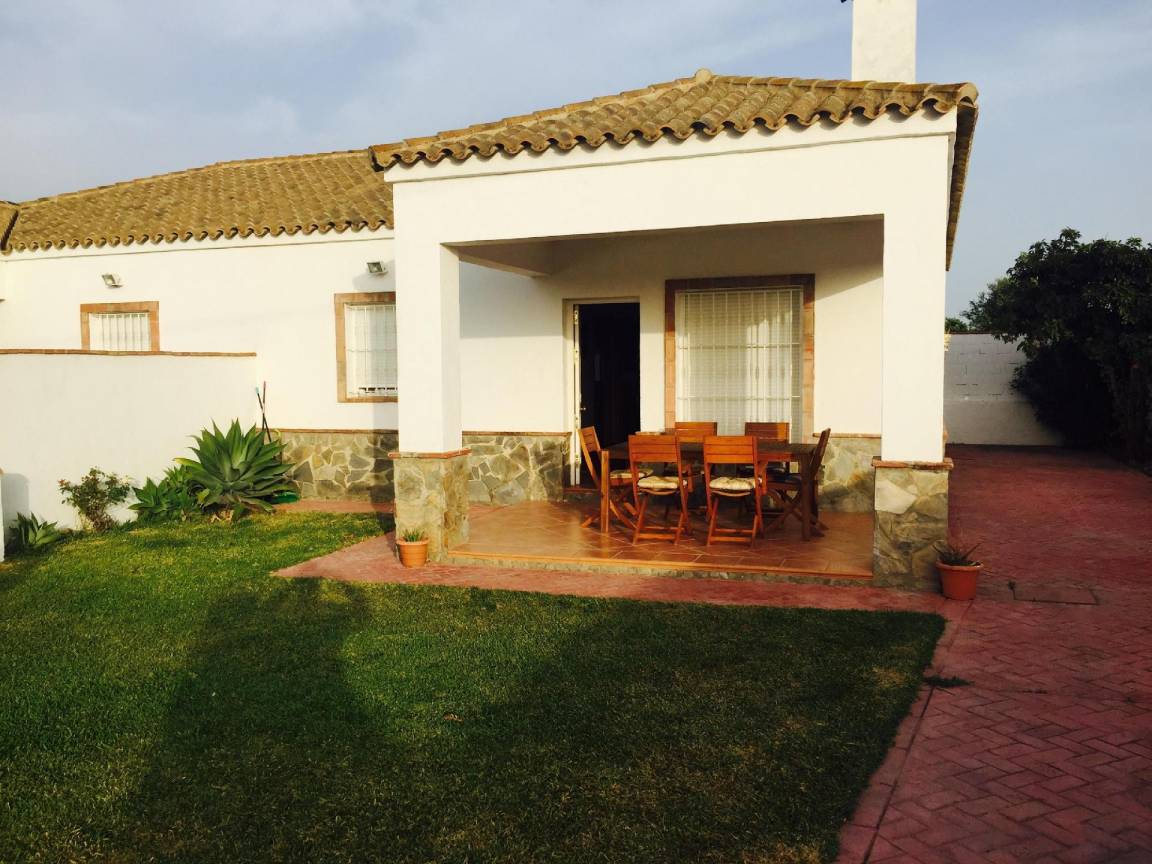 70 M² Ferienhaus ∙ 2 Schlafzimmer ∙ 5 Gäste - El Palmar de Vejer