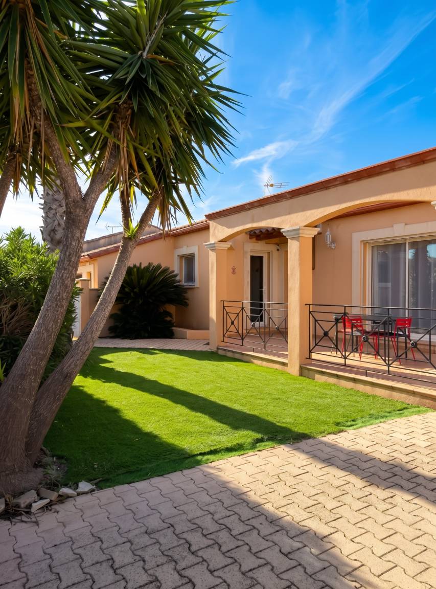 100 M² House ∙ 3 Bedrooms ∙ 6 Guests - La Grande-Motte