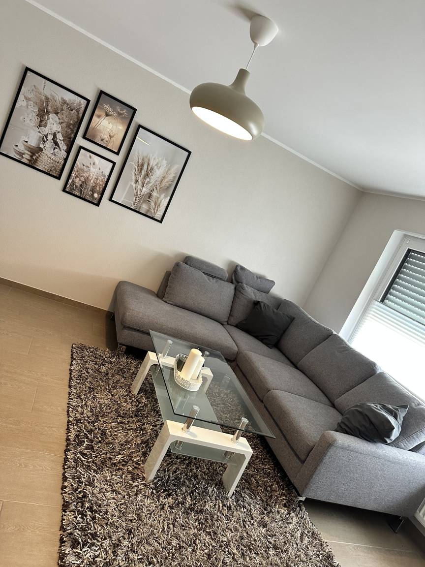 85 M² Ferienwohnung ∙ 2 Schlafzimmer ∙ 6 Gäste - Prüm