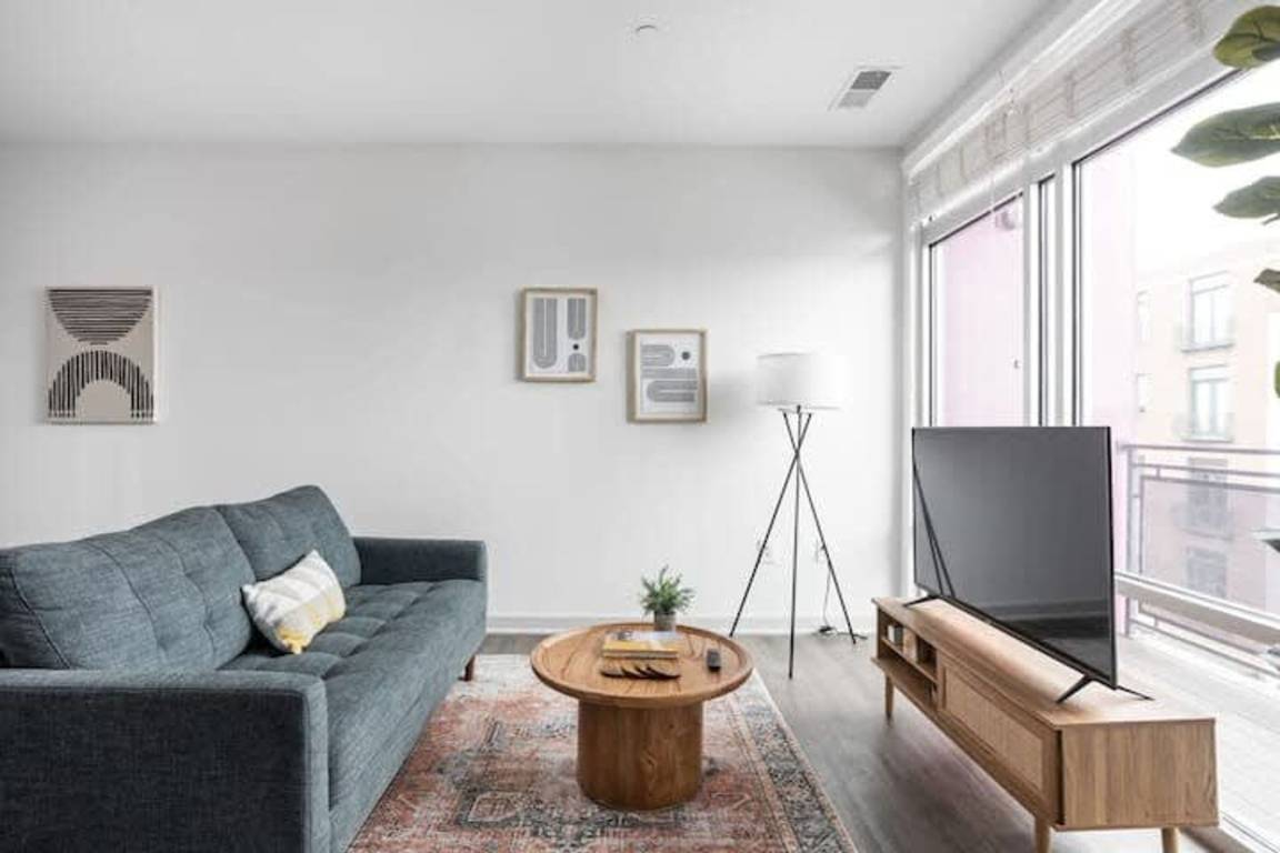 Apartment ∙ 1 Bedroom ∙ 2 Guests - Indianapolis, IN