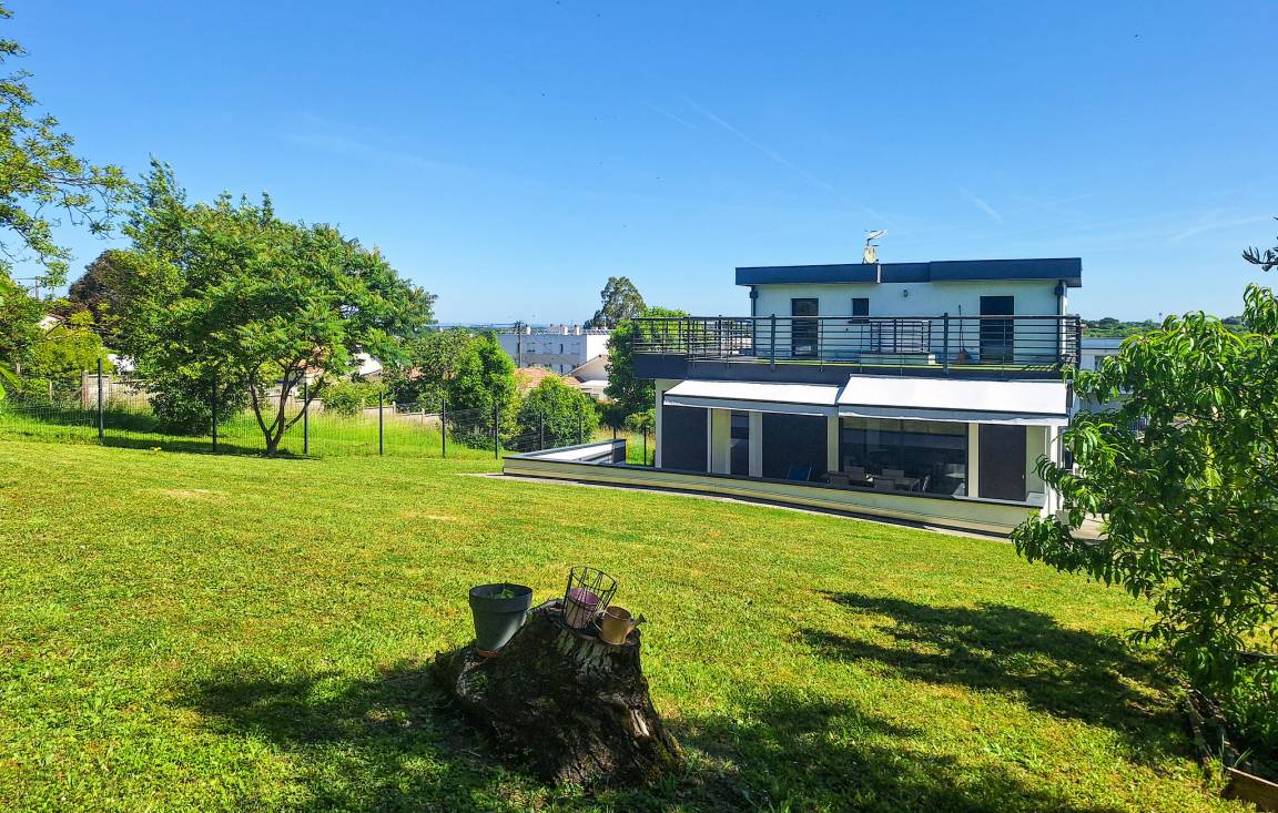 159 M² Maison De Vacances ∙ 4 Chambres ∙ 8 Personnes - Bordeaux