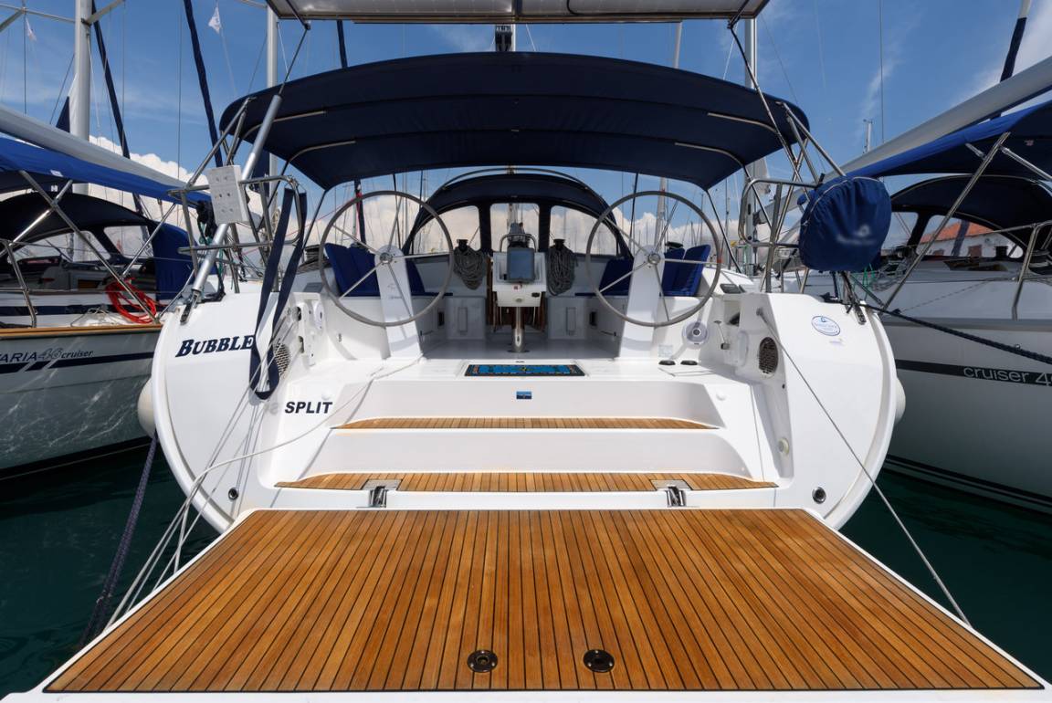 16 M² Houseboat ∙ 4 Bedrooms ∙ 8 Guests - Croatia