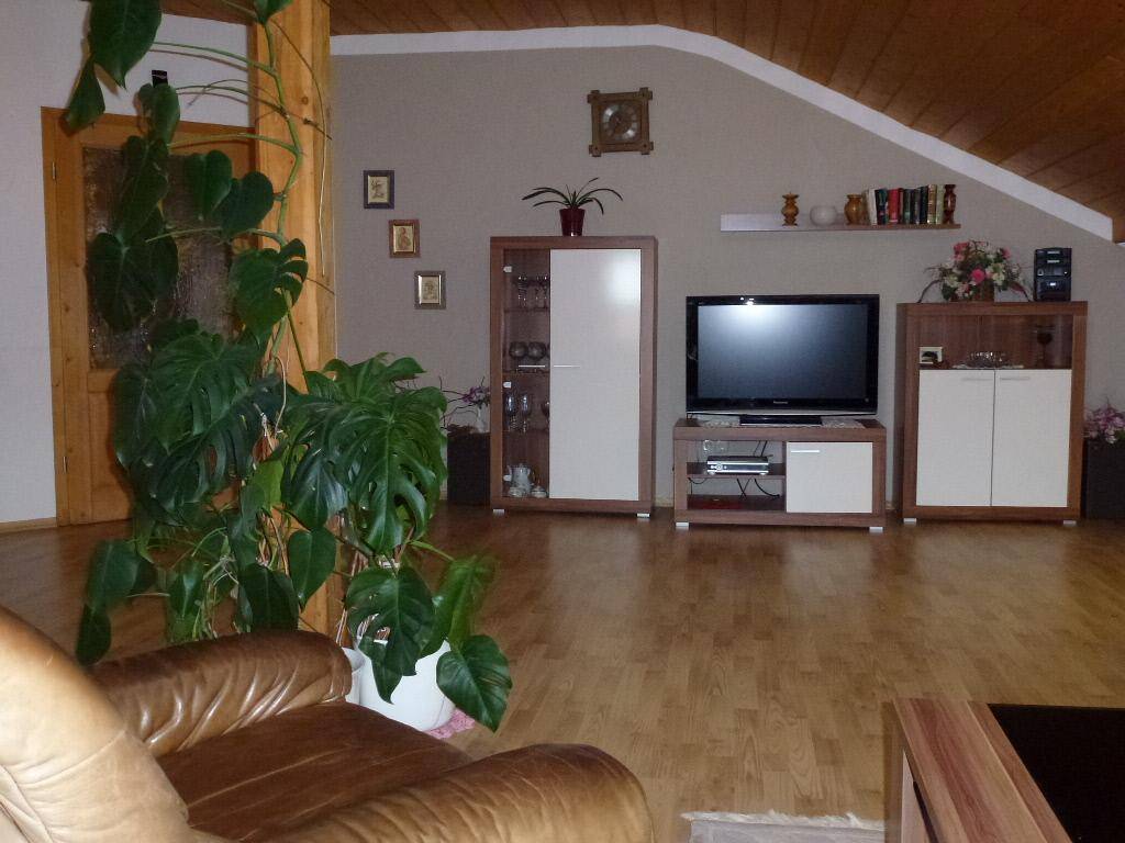 100 M² Ferienwohnung ∙ 2 Schlafzimmer ∙ 5 Gäste - Freyung