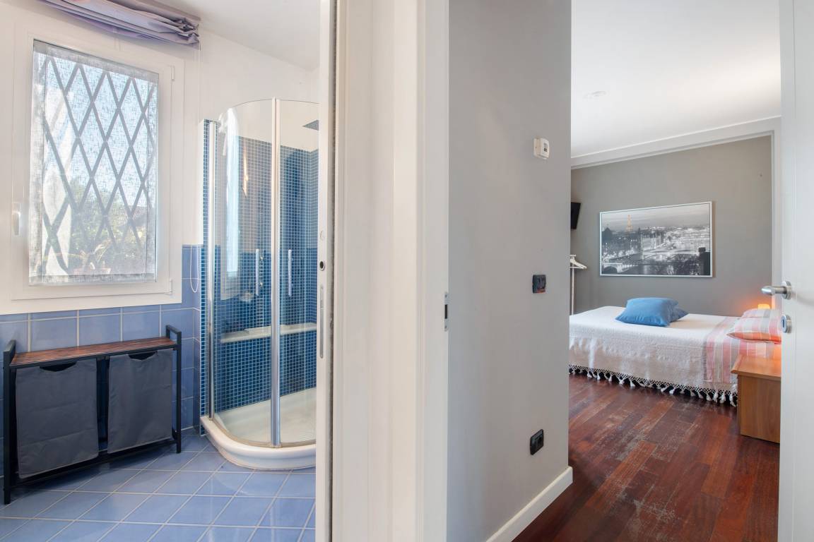 65 M² House ∙ 2 Bedrooms ∙ 5 Guests - Como