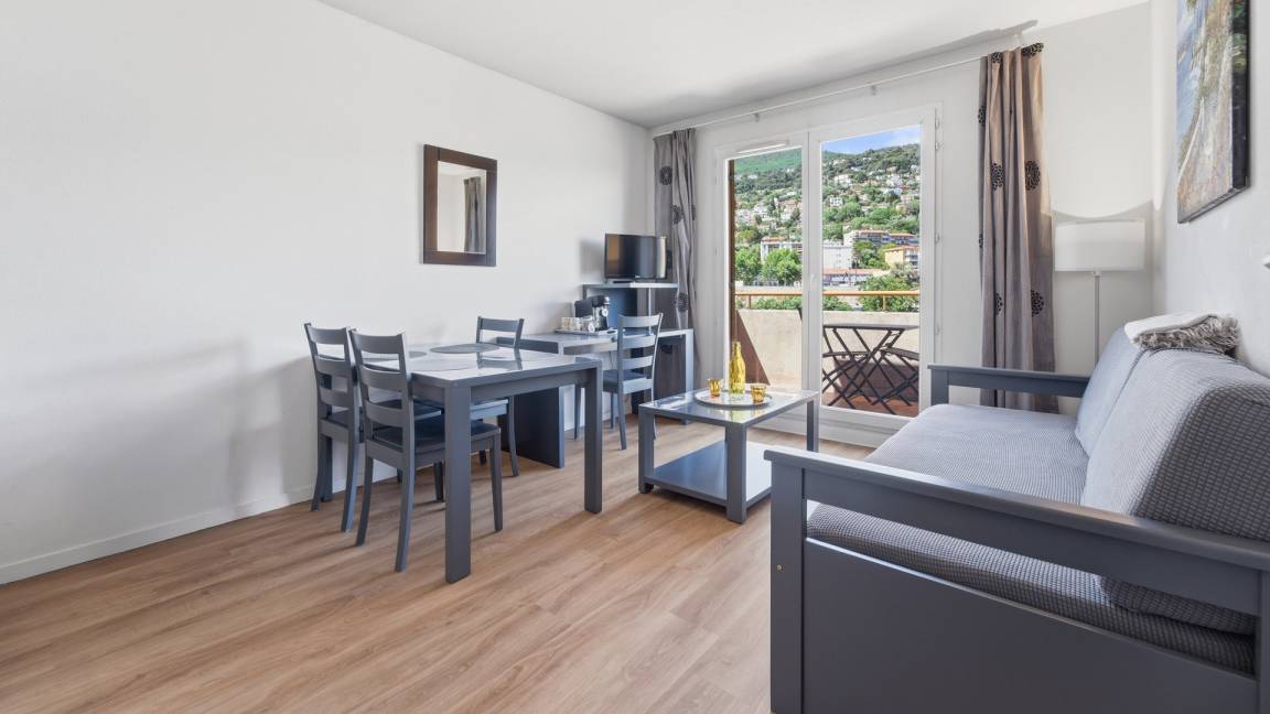 31 M² Appartement ∙ 1 Chambre ∙ 4 Personnes - Grasse