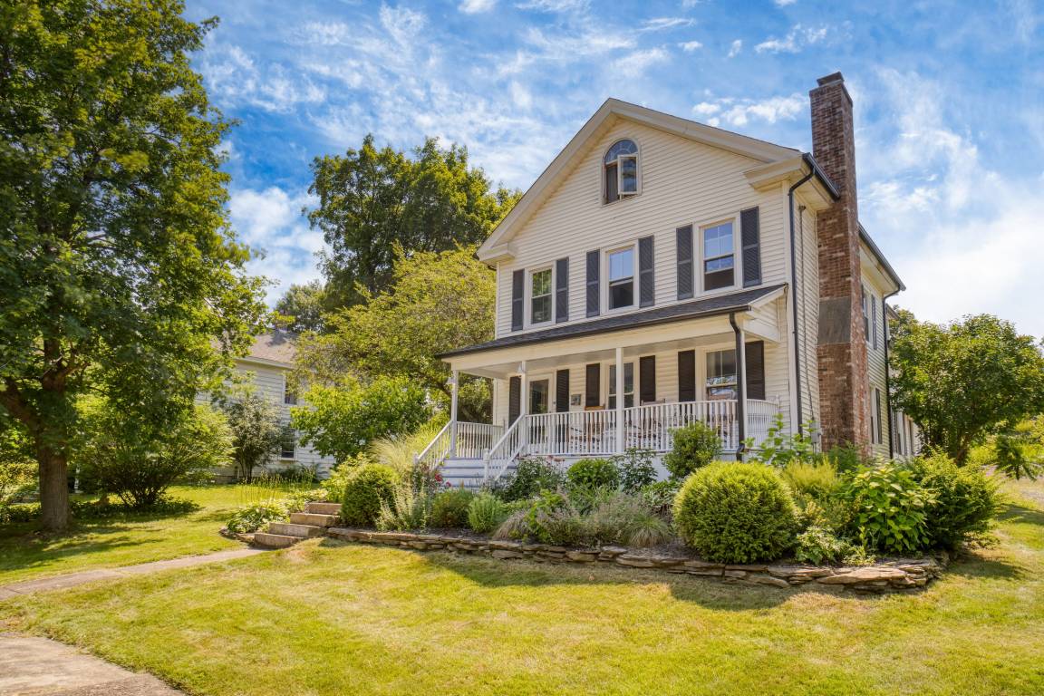 189 M² House ∙ 5 Bedrooms ∙ 12 Guests - Greenwater Pond, MA