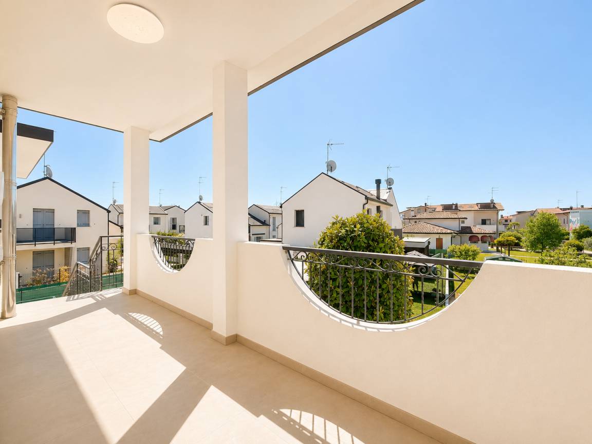 Apartment ∙ 3 Bedrooms ∙ 8 Guests - Jesolo