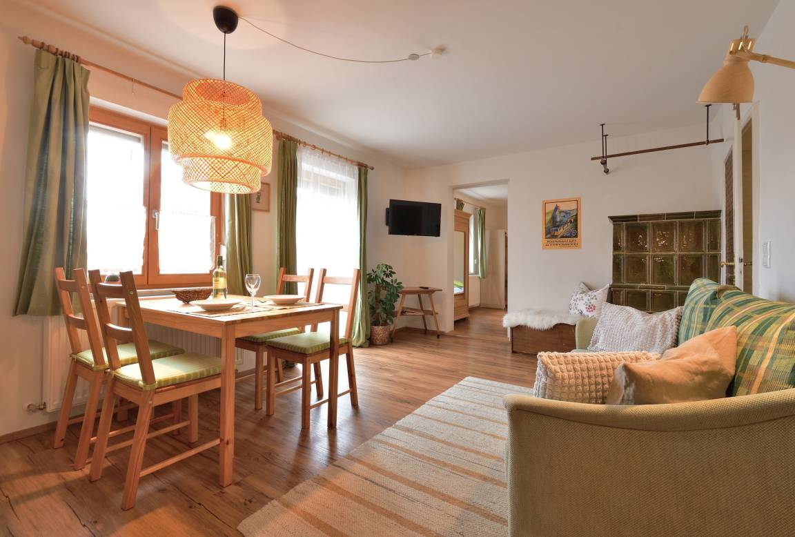 57 M² Ferienwohnung ∙ 2 Schlafzimmer ∙ 3 Gäste - Raubling
