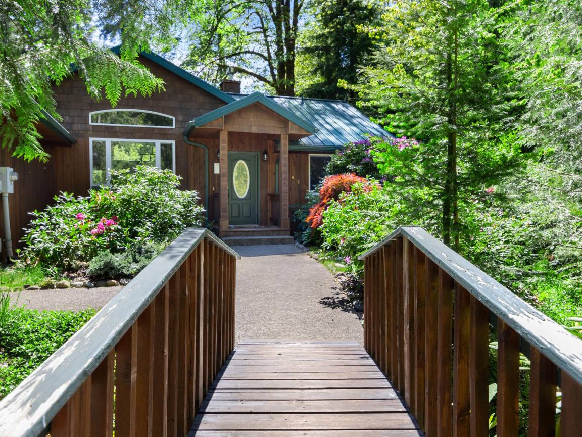 136 M² Cabin ∙ 3 Bedrooms ∙ 8 Guests - Oregon