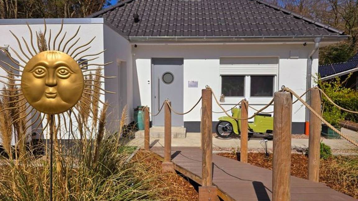 80 M² Ferienhaus ∙ 2 Schlafzimmer ∙ 3 Gäste - Rastede