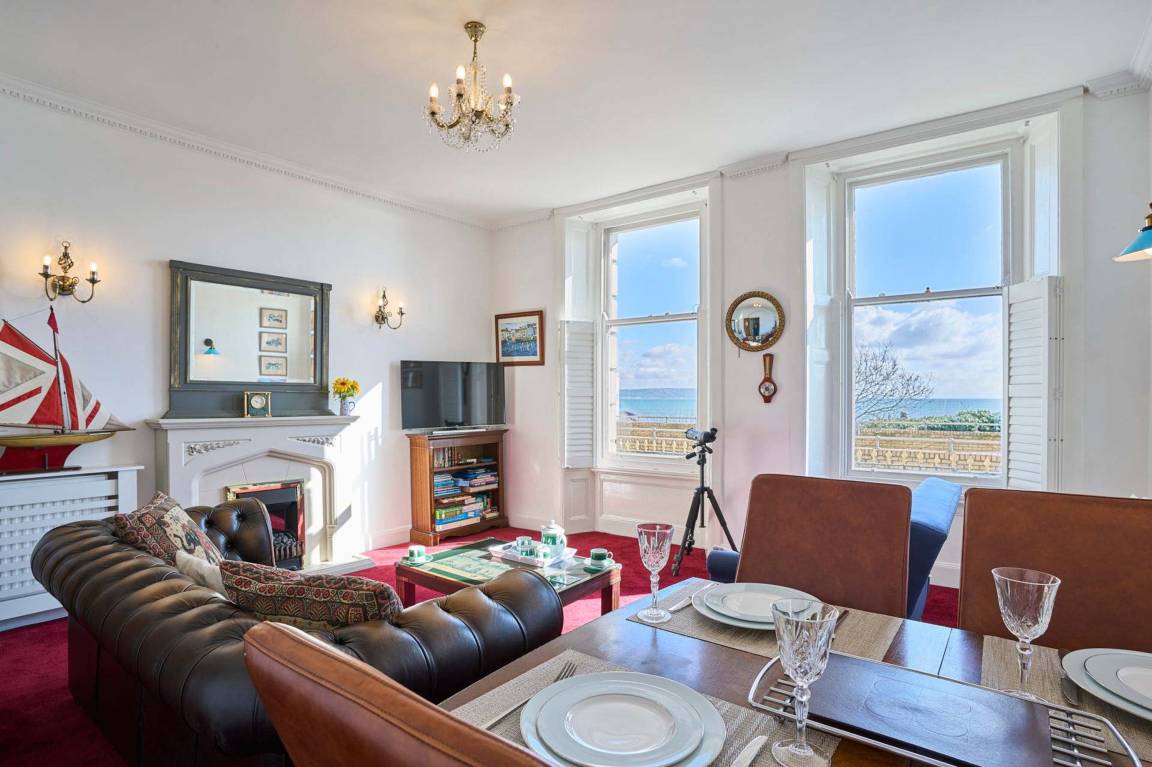Apartment ∙ 2 Bedrooms ∙ 4 Guests - Weymouth