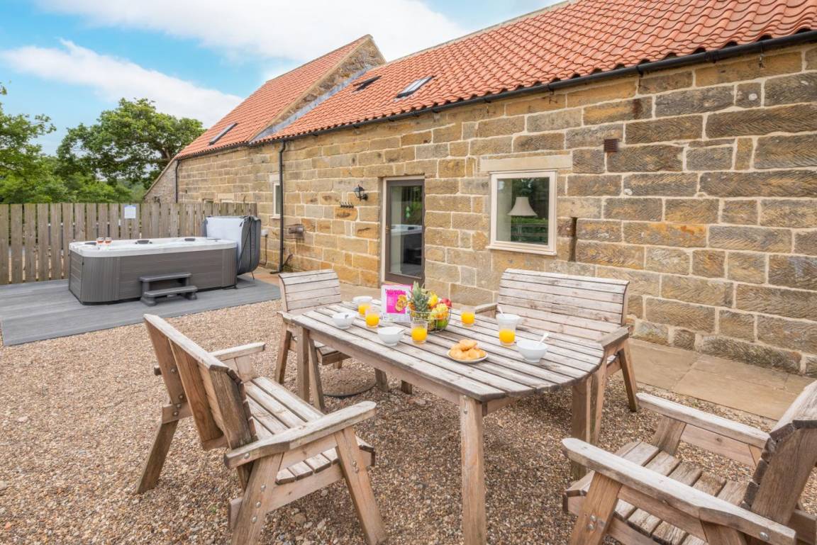 Cottage ∙ 3 Bedrooms ∙ 6 Guests - Robin Hood's Bay