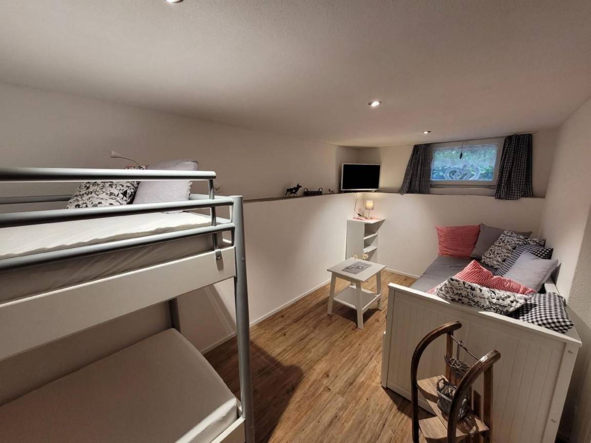 65 M² Appartement ∙ 2 Chambres ∙ 6 Personnes - Brienz