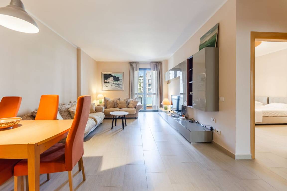 Apartment ∙ 2 Bedrooms ∙ 5 Guests - Vlorë