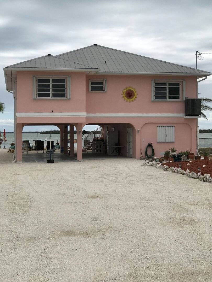 167 M² House ∙ 4 Bedrooms ∙ 8 Guests - Big Pine Key, FL