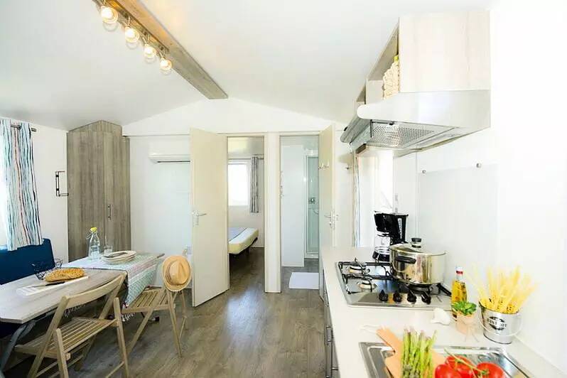 31 M² Caravan ∙ 2 Bedrooms ∙ 4 Guests - Gironda