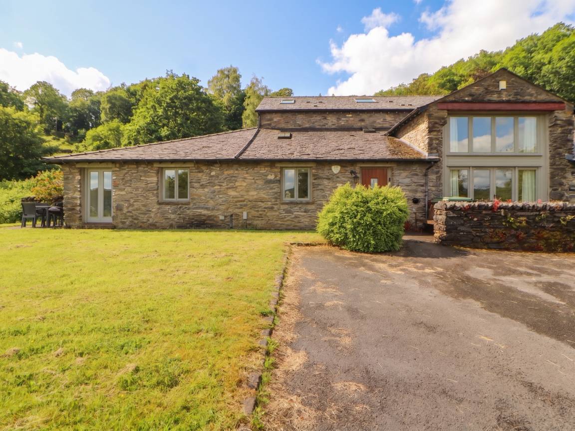 Cottage ∙ 3 Bedrooms ∙ 6 Guests - Newby Bridge