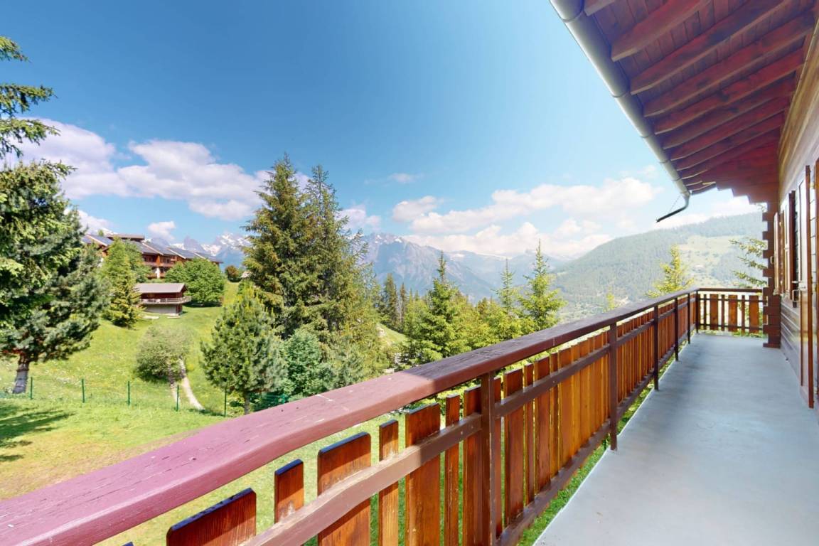 Chalet ∙ 3 Bedrooms ∙ 8 Guests - Switzerland