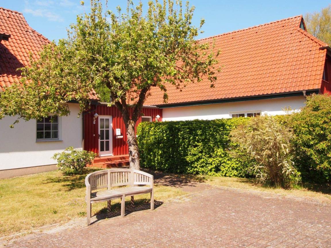 74 M² Ferienhaus ∙ 2 Schlafzimmer ∙ 4 Gäste - Prerow