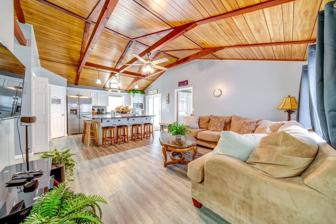 111 M² House ∙ 3 Bedrooms ∙ 11 Guests - Truman Reservoir, MO