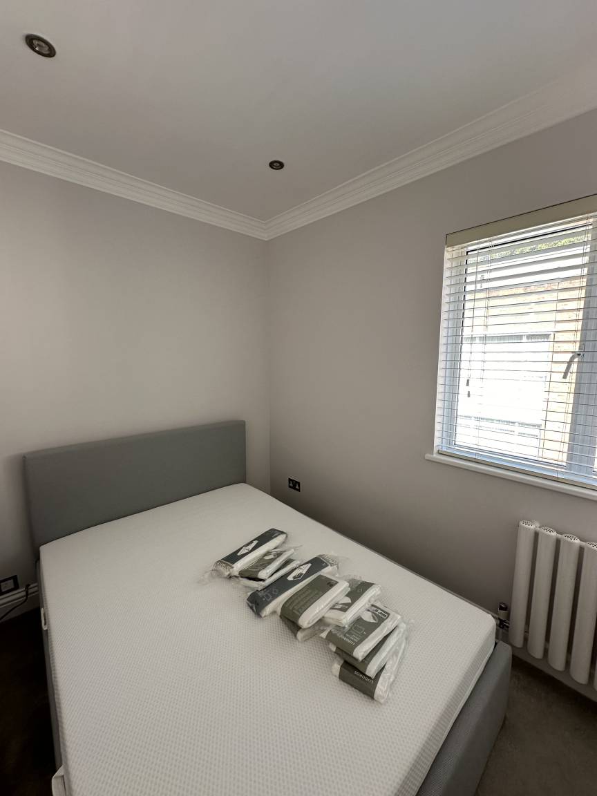 House ∙ 2 Bedrooms ∙ 4 Guests - Barnes