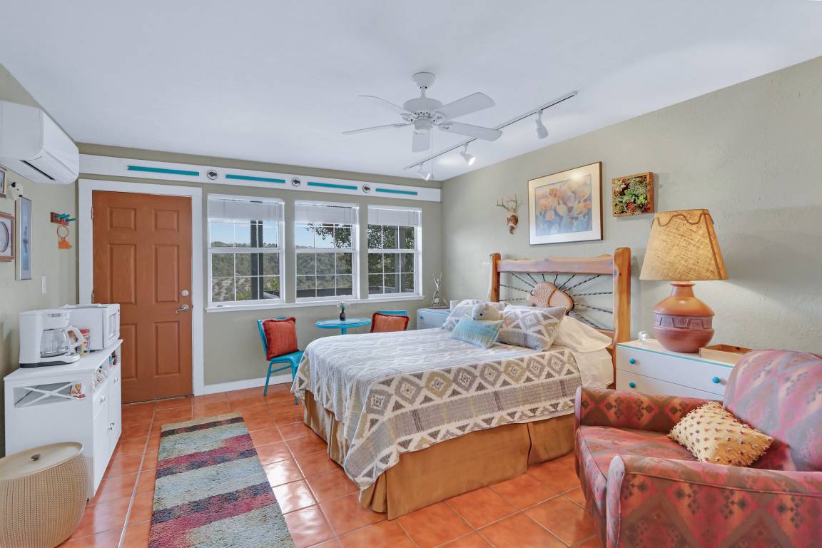24 M² House ∙ 1 Bedroom ∙ 2 Guests - Wimberley, TX