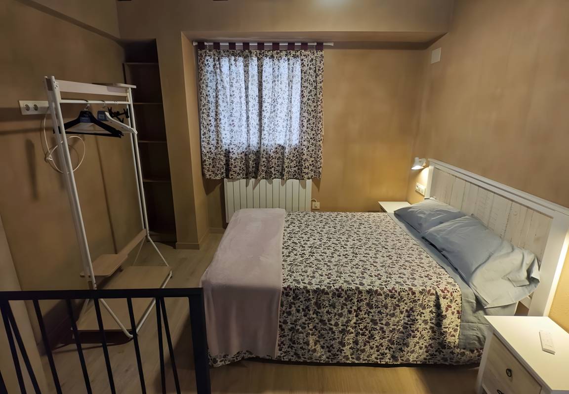 70 M² Estudio ∙ 1 Habitación ∙ 4 Huéspedes - Ademuz