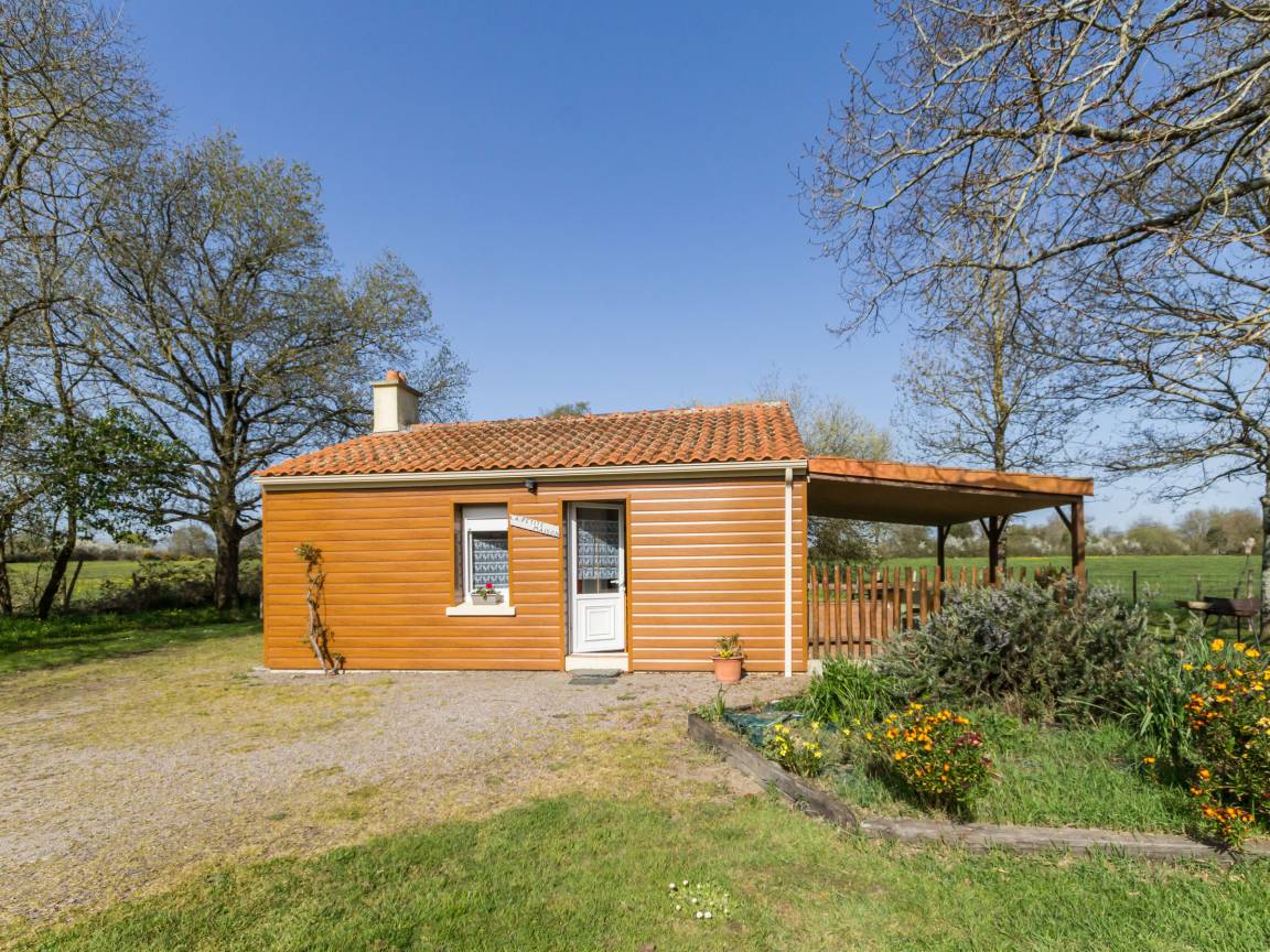 36 M² Cottage ∙ 3 Bedrooms ∙ 2 Guests - Loire Valley
