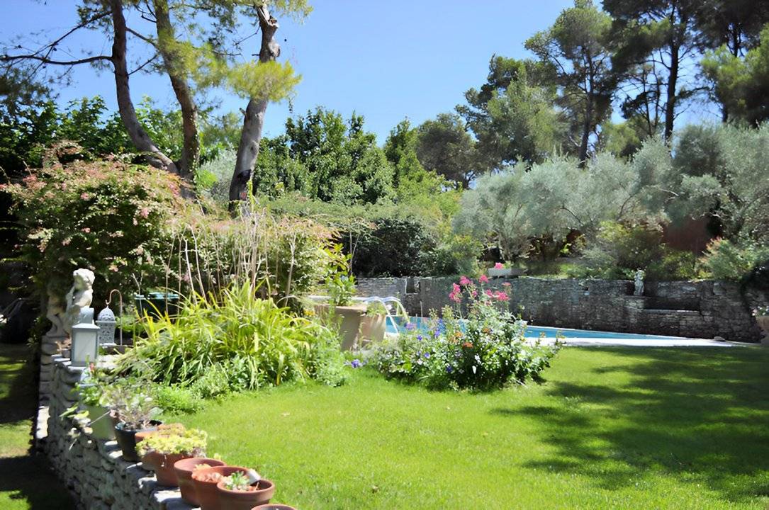 Gîte ∙ 2 Chambres ∙ 4 Personnes - Vaucluse