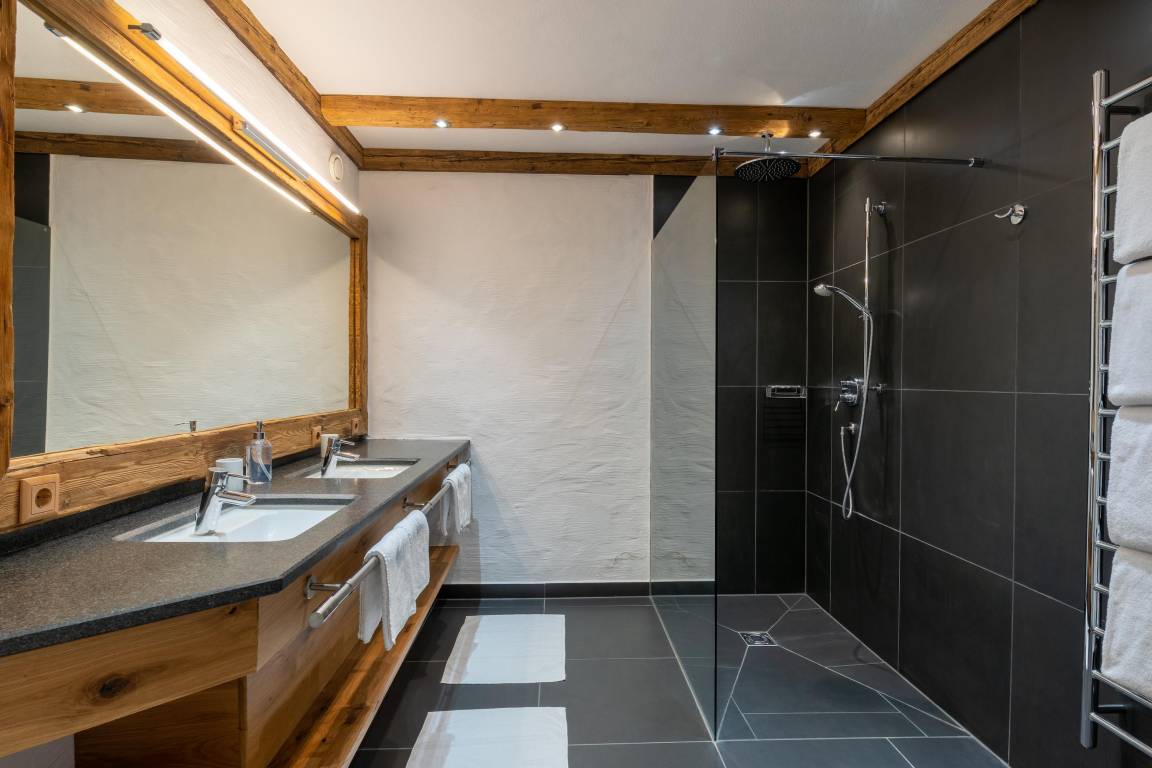 90 M² Ferienwohnung ∙ 2 Schlafzimmer ∙ 4 Gäste - Kleinarl