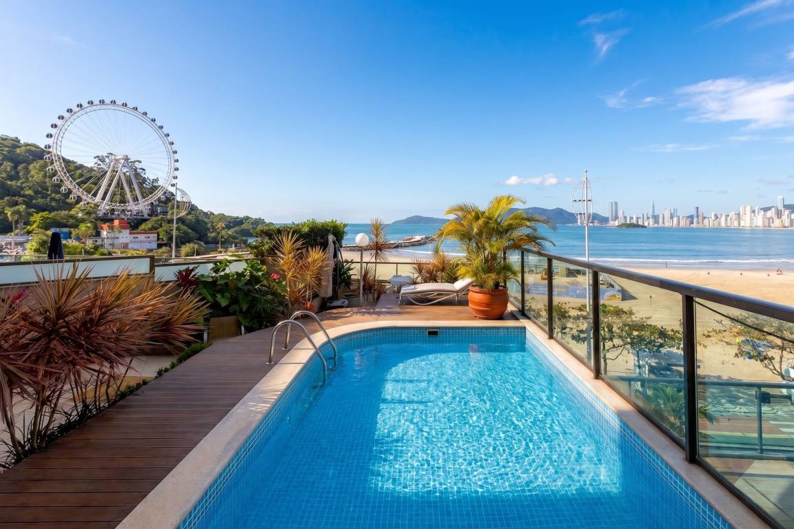 250 M² Apartamento ∙ 4 Quartos ∙ 8 Hóspedes - Balneário Camboriú