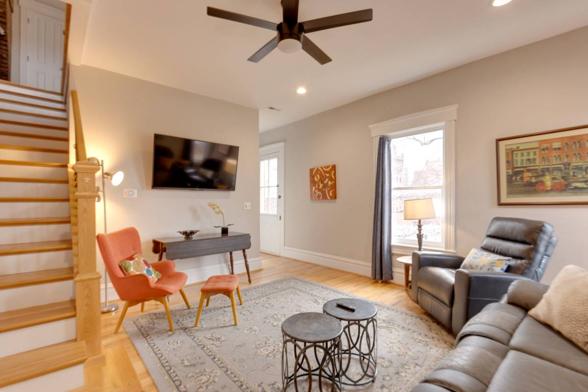 111 M² Apartment ∙ 1 Bedroom ∙ 4 Guests - St. Louis, MO