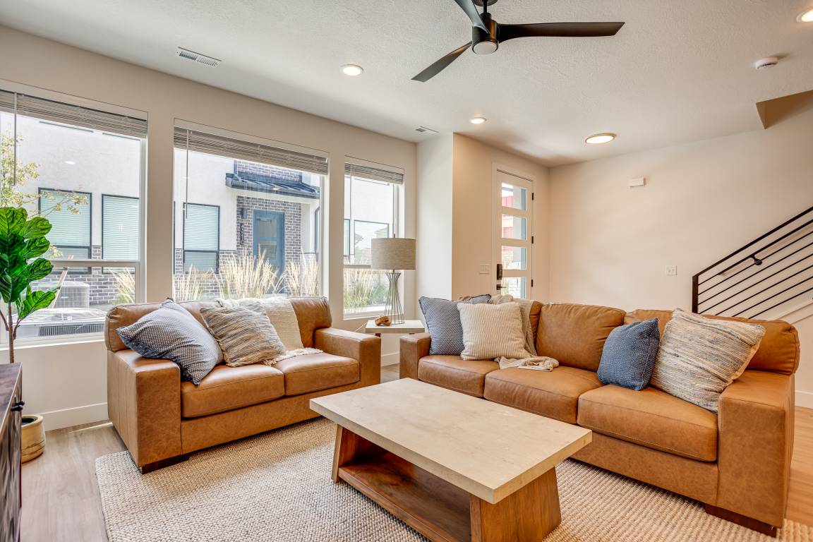 154 M² Apartment ∙ 3 Bedrooms ∙ 7 Guests - Syracuse, UT