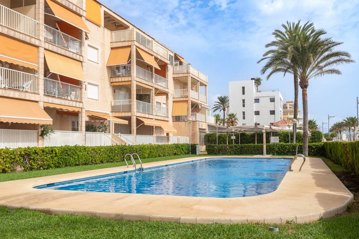 100 M² Apartment ∙ 3 Bedrooms ∙ 6 Guests - Alicante